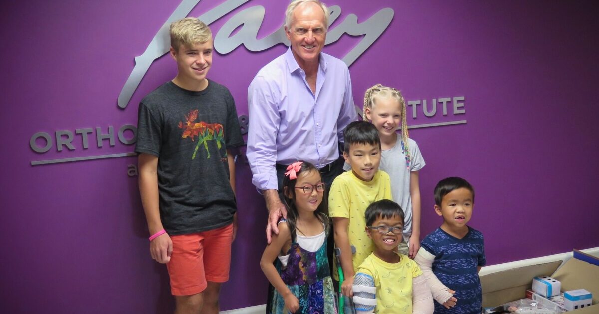 Photo Gallery: Paley Institute Visit - Shark.com